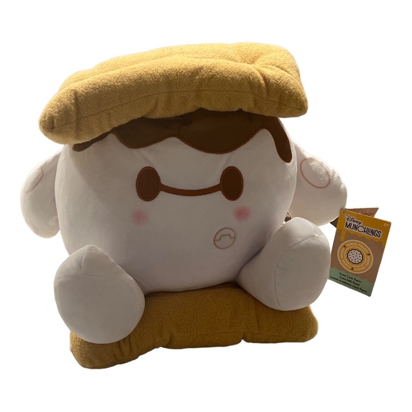 Disney | Toys | Disney Parks Munchlings Scented Toasted Smore Baymax ...